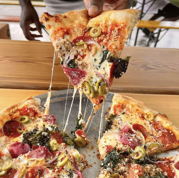 Beste pizza in Austin, TX: waar om Austin se topskywe en pasteie te vind