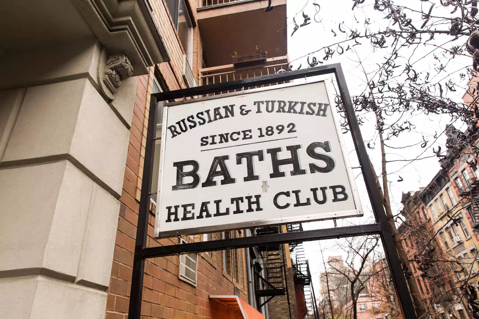 Sa loob ng 10th Street Russian at Turkish Baths 17134_3