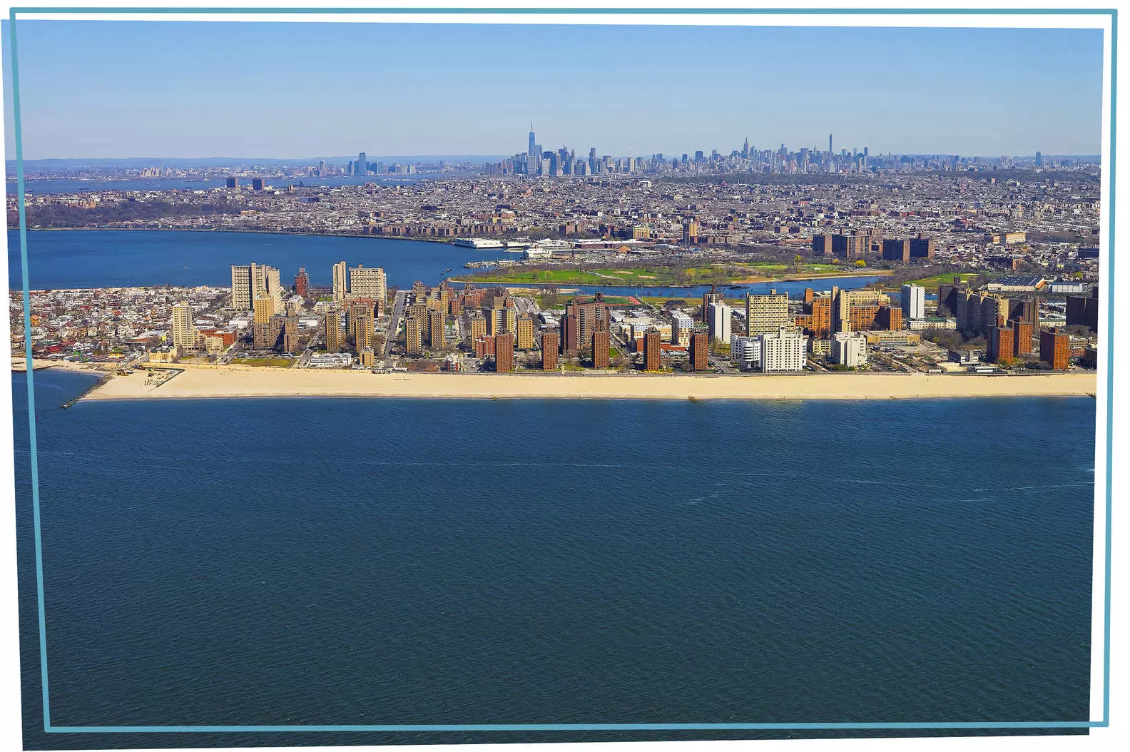 អ្វីដែលគួរធ្វើនៅ Brighton Beach, Brooklyn: កន្លែងញ៉ាំ ផឹក ឬហែលទឹក 17243_1