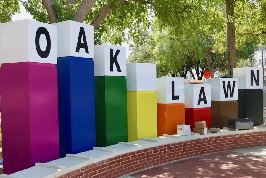 Hal yang Dapat Dilakukan di Oak Lawn: Mengunjungi Gayborhood Ikonik Dallas