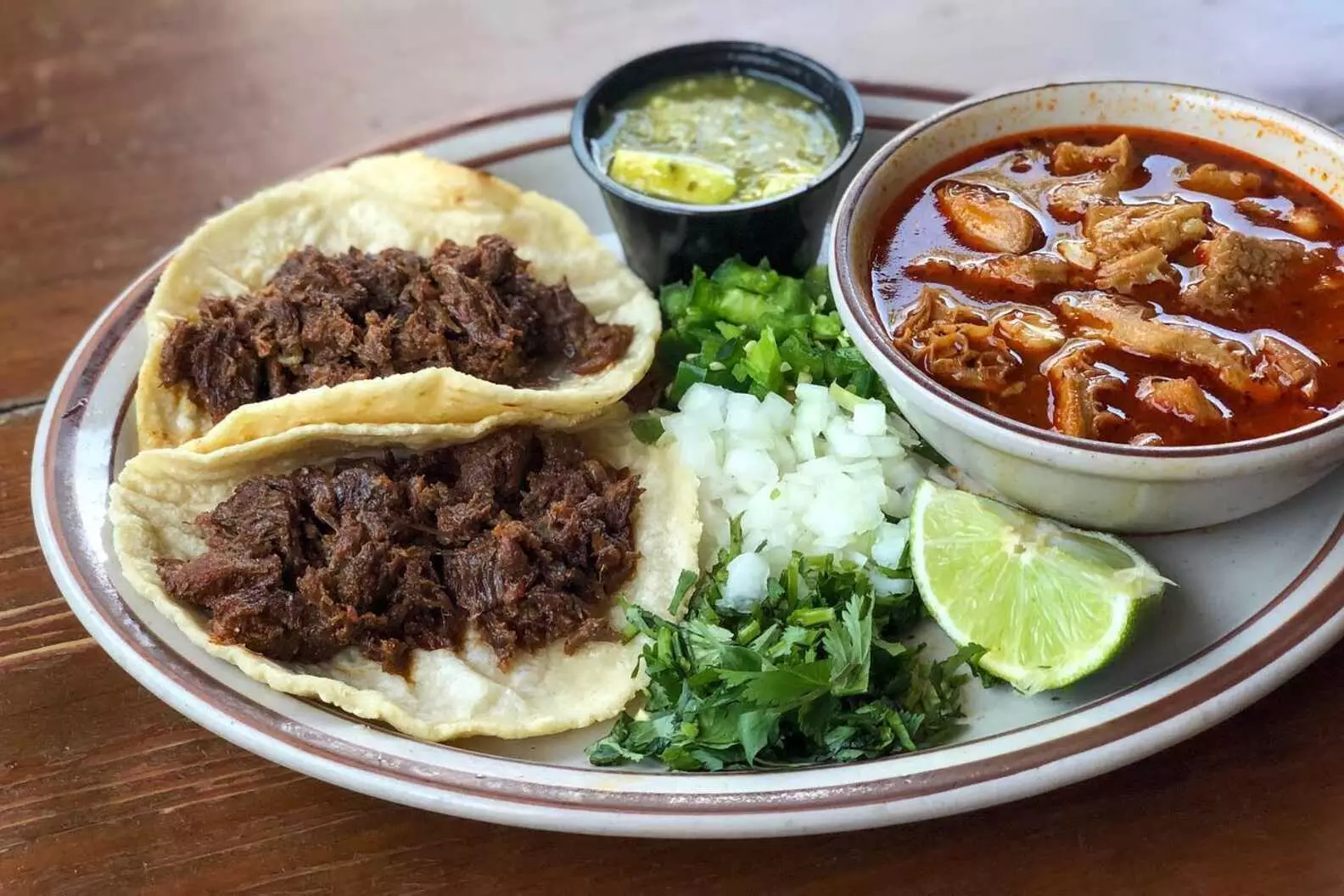 Houston'ın En İyi Meksika Restoranları: Şimdi Sipariş Verebileceğiniz İyi Meksika Yemekleri 2074_10