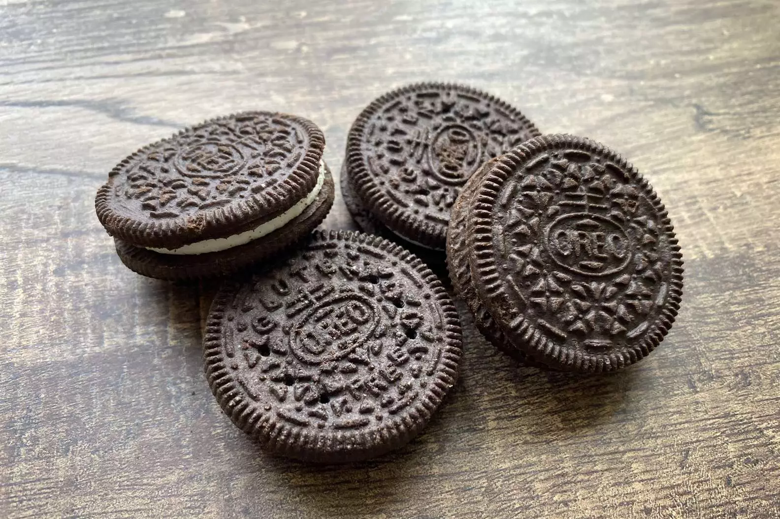 Tijaabada Dhadhanka Oreos-free Gluten-Free: Miyay dhadhamiyaan sida Asalka oo kale? 20932_2