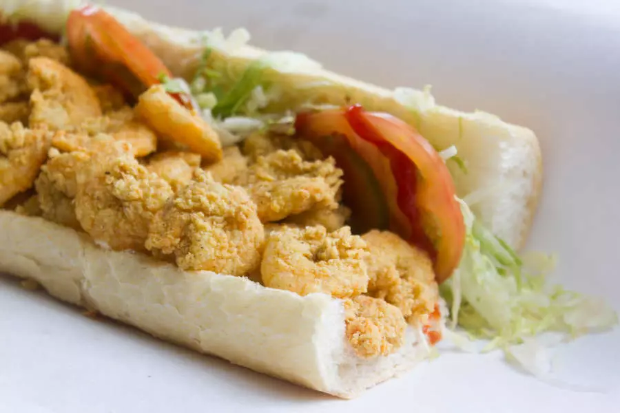 NOLA kockar namnger sin favorit Po Boy Sandwich i New Orleans