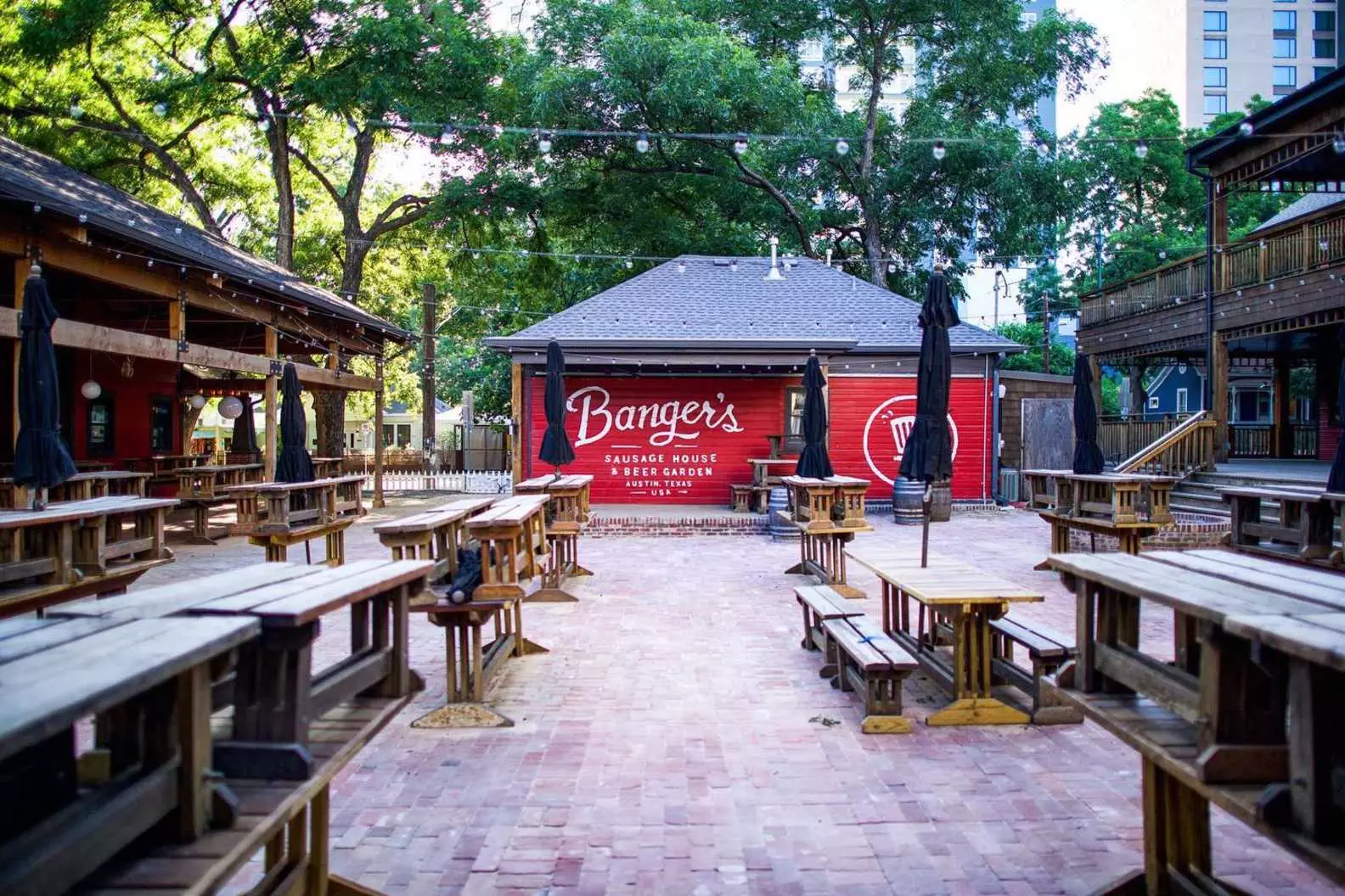 Labing Maayo nga Mga Beer Bar sa Austin: Asa Imnon ang Labing Maayo nga Craft Beer Karon 2184_13