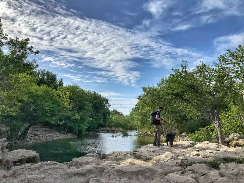 วิธีเข้าถึง Barton Creek Greenbelt ในออสติน, เท็กซัส