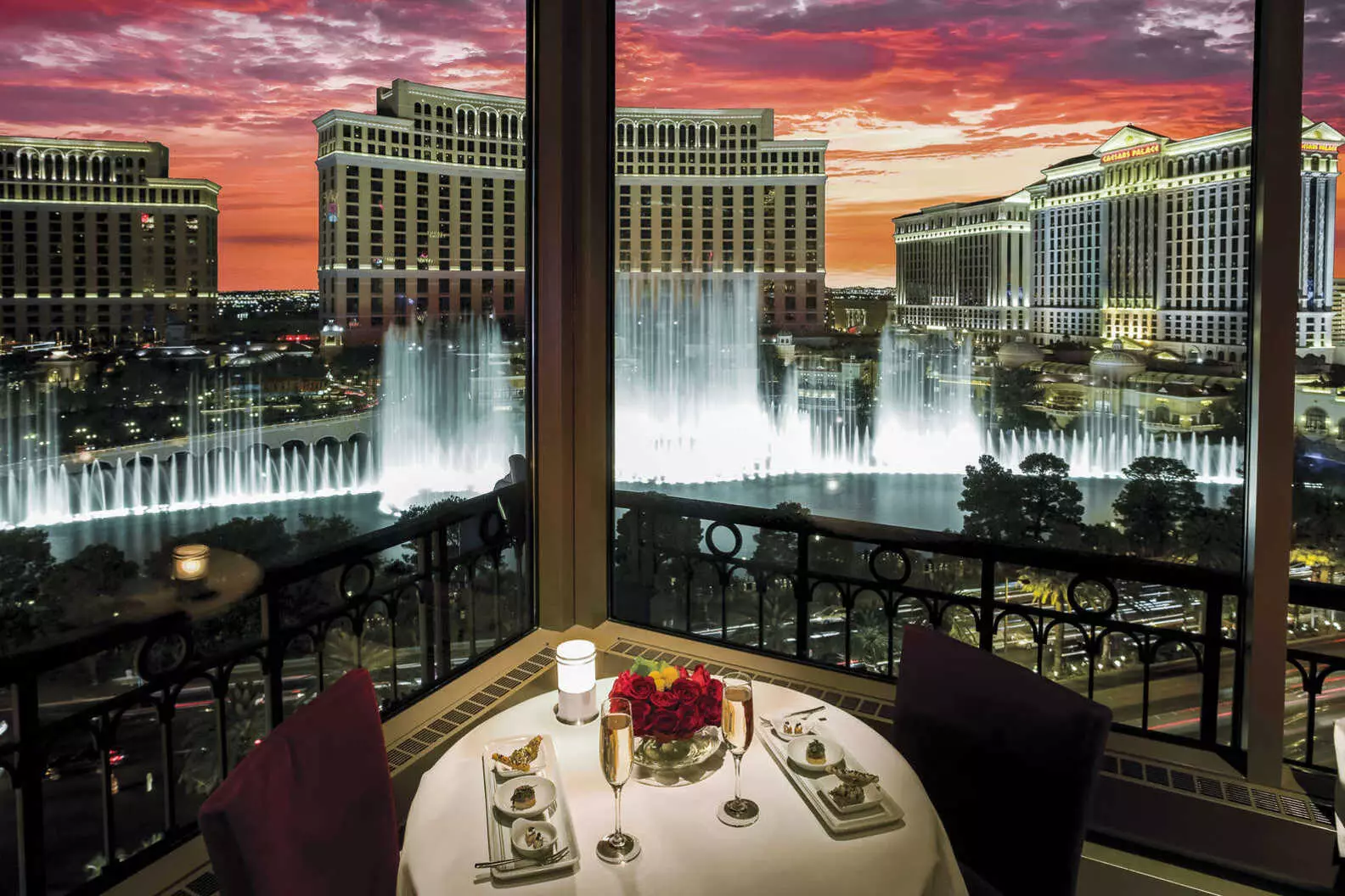 Restoran Paling Romantik di Las Vegas untuk Malam Temu Sempurna 2233_11