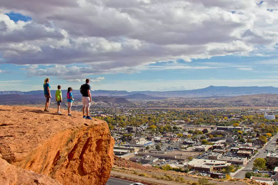 Hal mun ngalakukeun di St George, Utah: Naha Anjeun Kudu Jieun drive Dinten