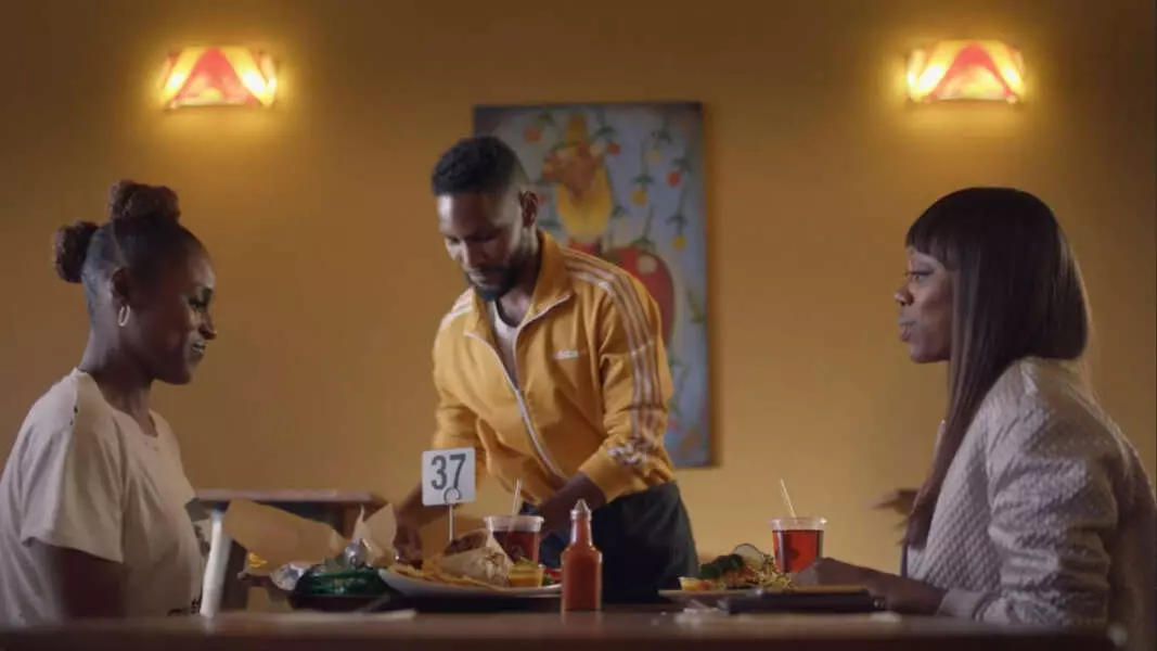 17 fantastiska svartägda restauranger i LA presenterade på HBO:s "Insecure"