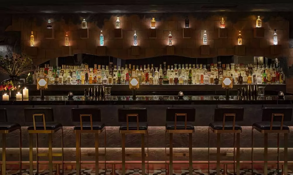 Miami Secret Bars: The Speakeasies ល្អបំផុតនៅ South Florida