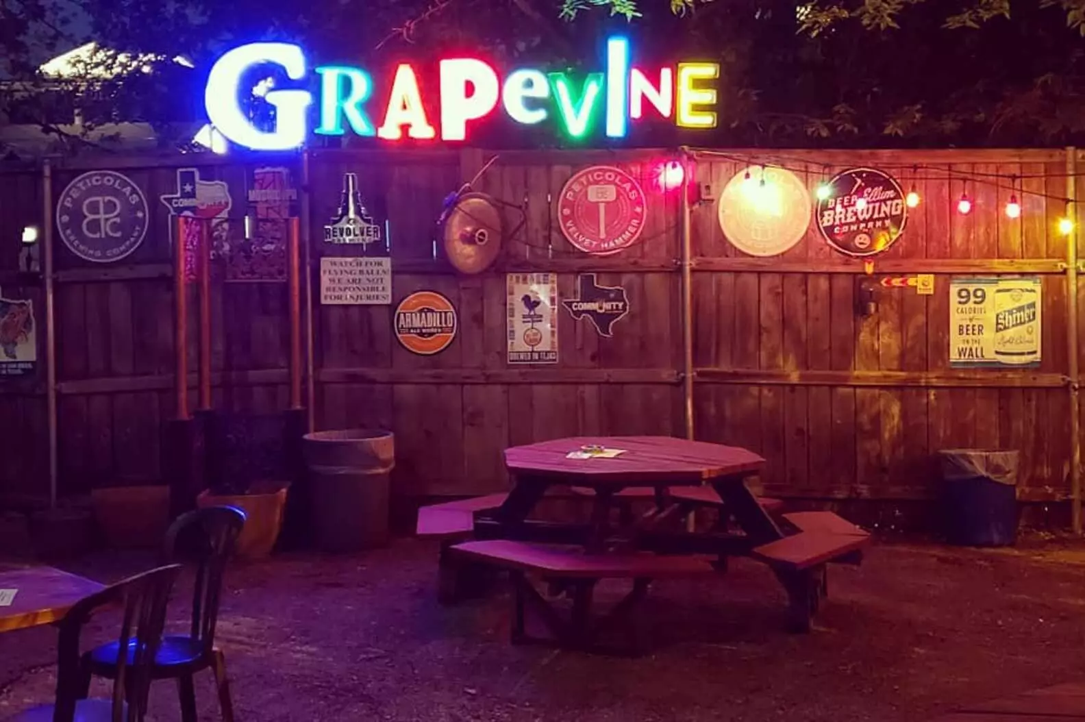 Die besten Happy Hours in Dallas: Bars mit großartigen Specials und Getränkeangeboten 274_15