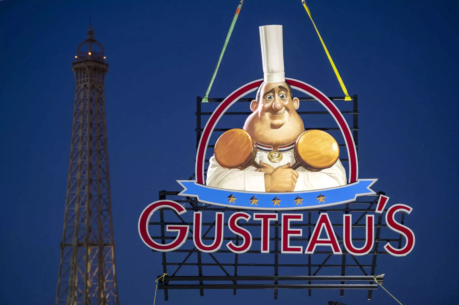 Disneyland & Disney World Nei Attraktiounen: Rides, Restauranten & Méi 29821_5