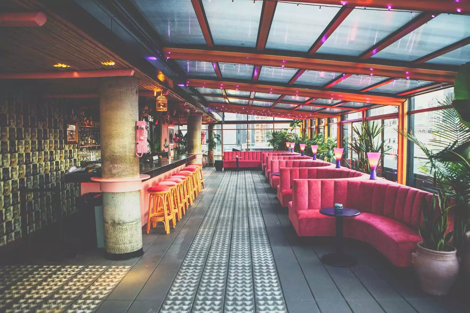 Beste Rooftop Bars in NYC: Goeie plekke om buite te drink met 'n uitsig 2983_13