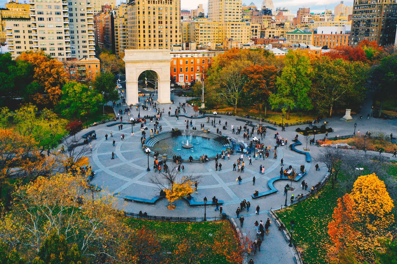 Nyu-Yorkning West Village va Grinvich qishlog'idagi eng yaxshi restoranlar, barlar va mehmonxonalar 2985_5