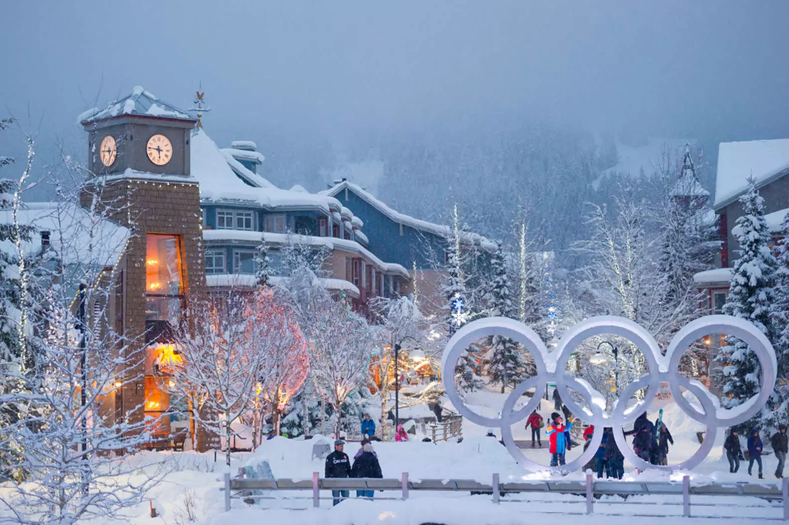 Libaka tse ntle ka ho fetisisa tsa après-ski ho pholletsa le Canada. 30543_5