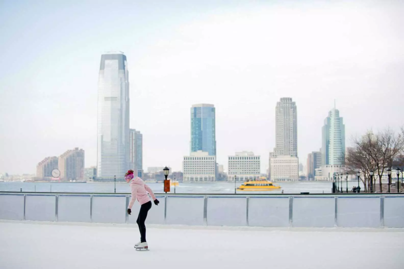 Moo u ka eang ho Ice Skating in NYC 3061_4