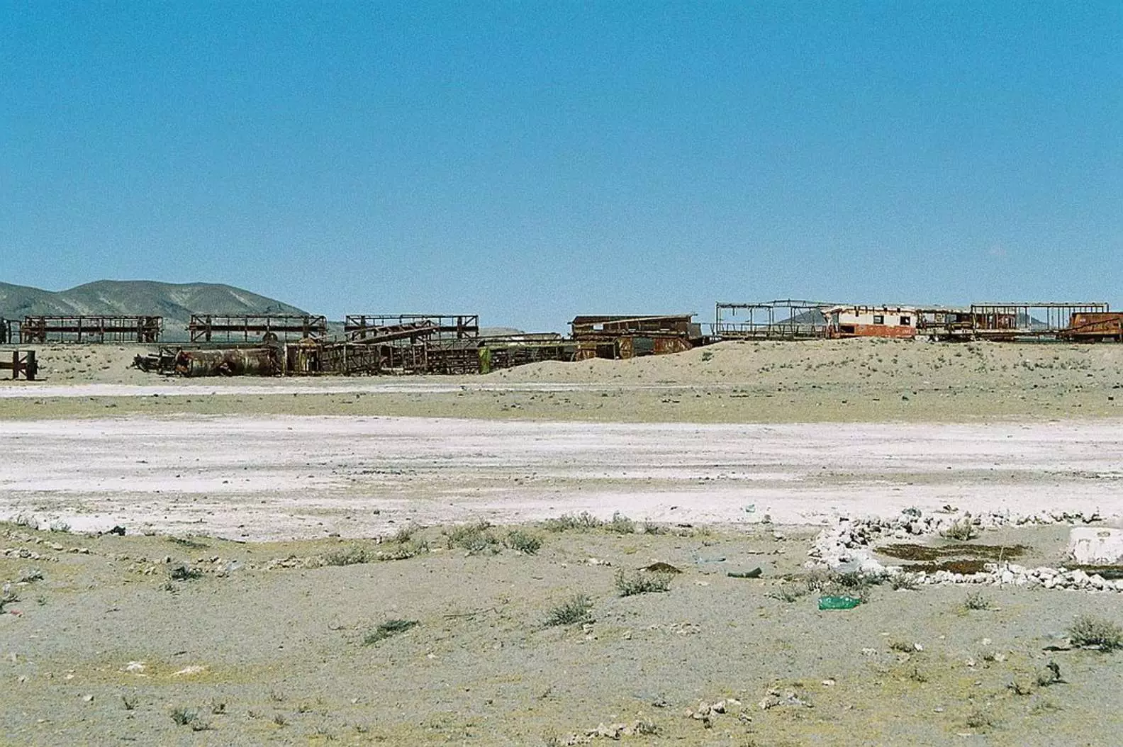 साल्ट फ्लैट्स बोलिभिया - Uyuni शहर मा ट्रेन चिहान 32301_6