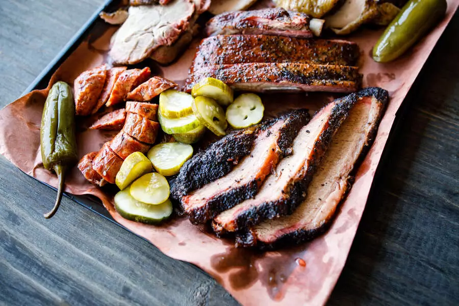 Besta grillið í Austin: Top Local Barbecue Joints, samkvæmt Pitmasters