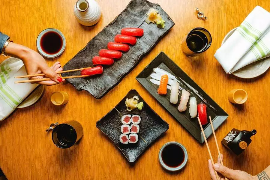 réstoran Sushi pangalusna di Rajana