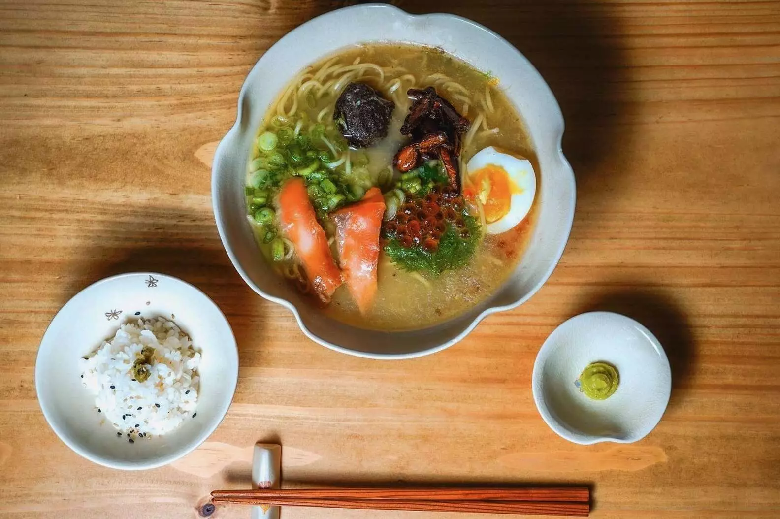 ราเมนที่ดีที่สุดในไมอามี่: ร้านราเม็งยอดนิยมและสถานที่ก๋วยเตี๋ยวให้ลองตอนนี้ 351_2