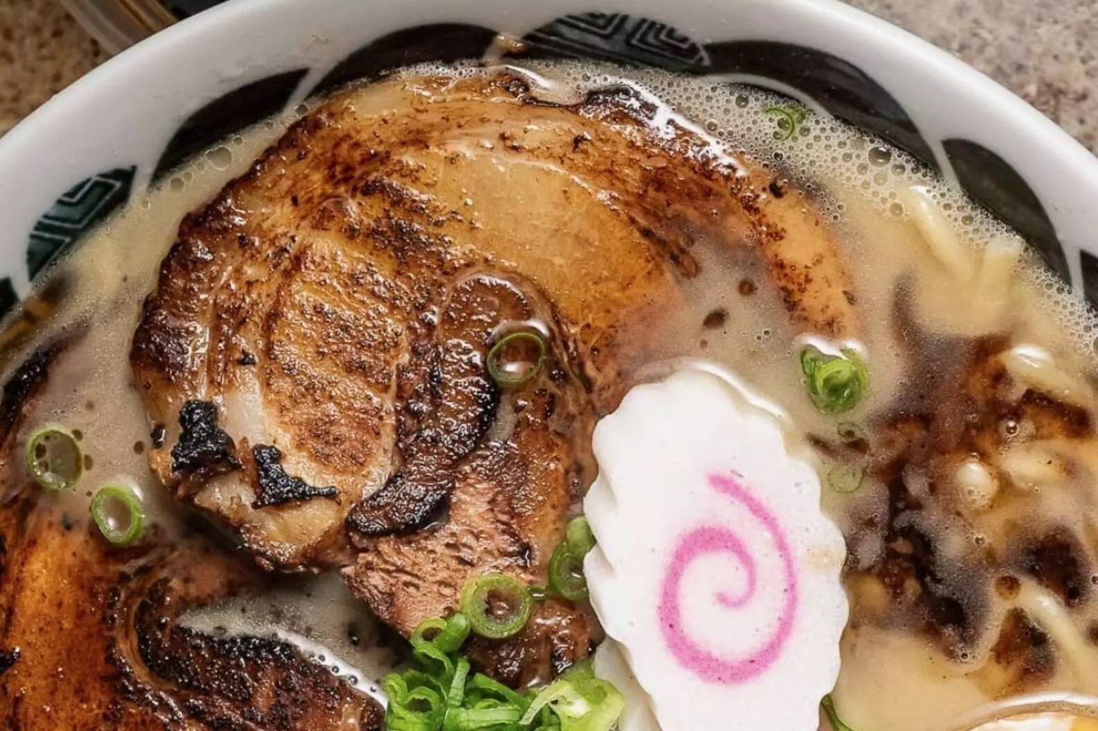 Miami ရှိ အကောင်းဆုံး Ramen- ထိပ်တန်း Ramen ဆိုင်များနှင့် ခေါက်ဆွဲဆိုင်များ ယခု စမ်းသုံးကြည့်ရန် 351_3