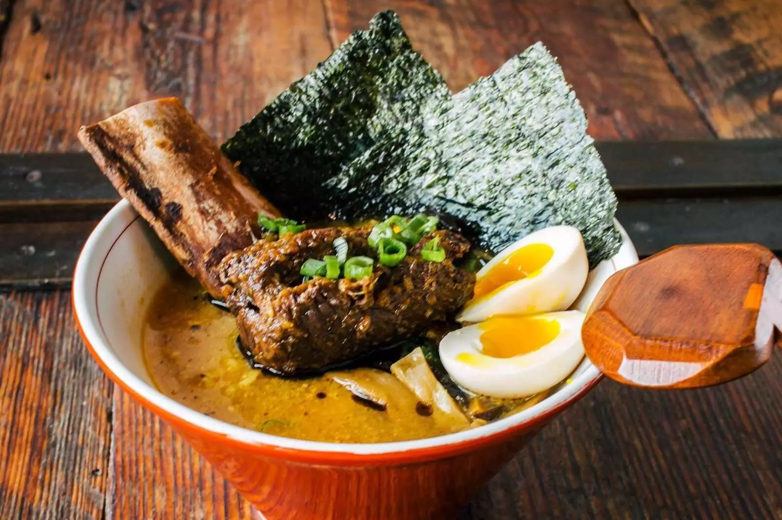 Ramen ti o dara julọ ni Miami: Awọn ile itaja Ramen Top & Awọn aaye Noodle lati Gbiyanju Bayi 351_6