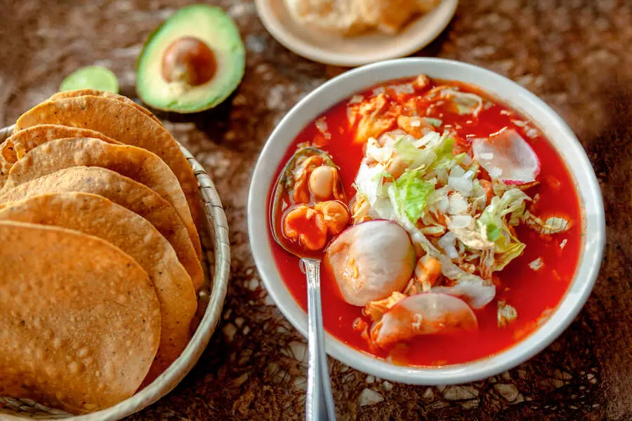 Pozole Rojo Uppskrift frá matreiðslumanninum Otoniel Michel