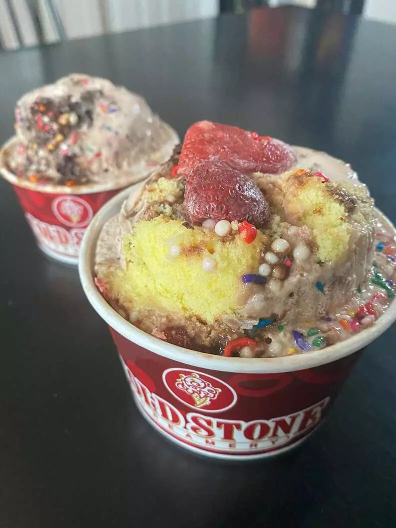 Smaaktest: Cold Stone's New 2021 Holiday Flavors 3999_3