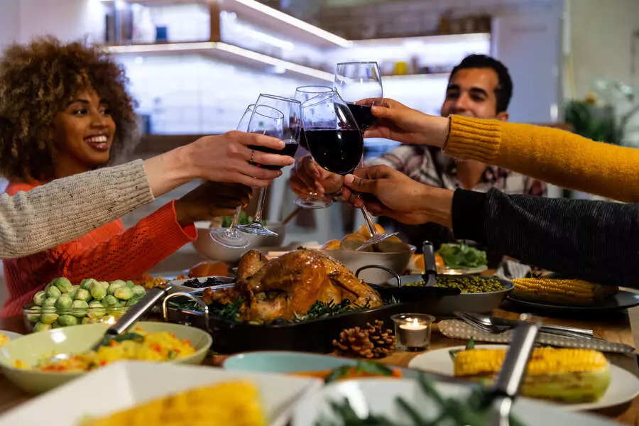 Pinakamahusay na Thanksgiving Wines sa ilalim ng $25