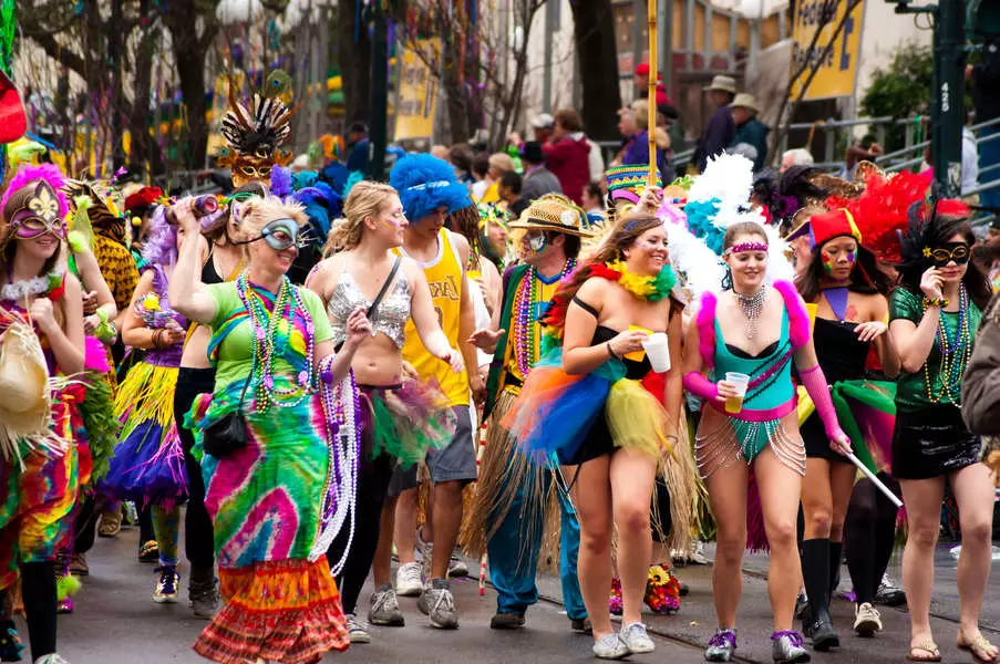 Lista cu găleți pentru Mardi Gras din New Orleans