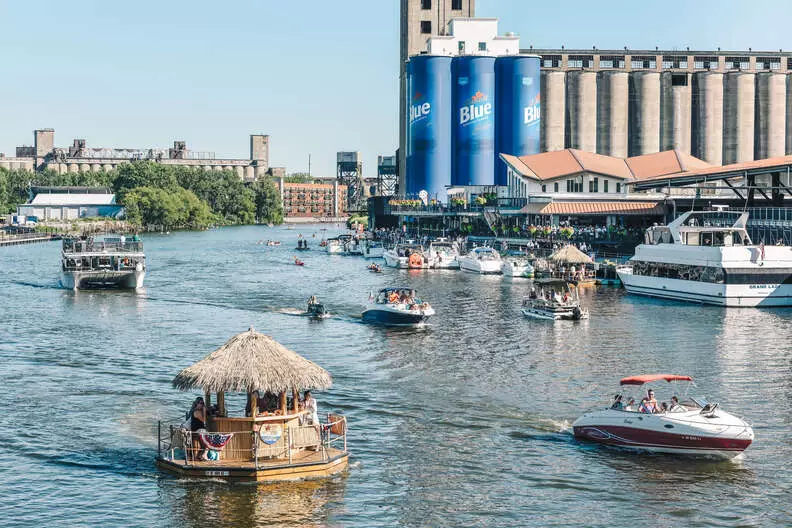 Zithunzi za Buffalo RiverWorks