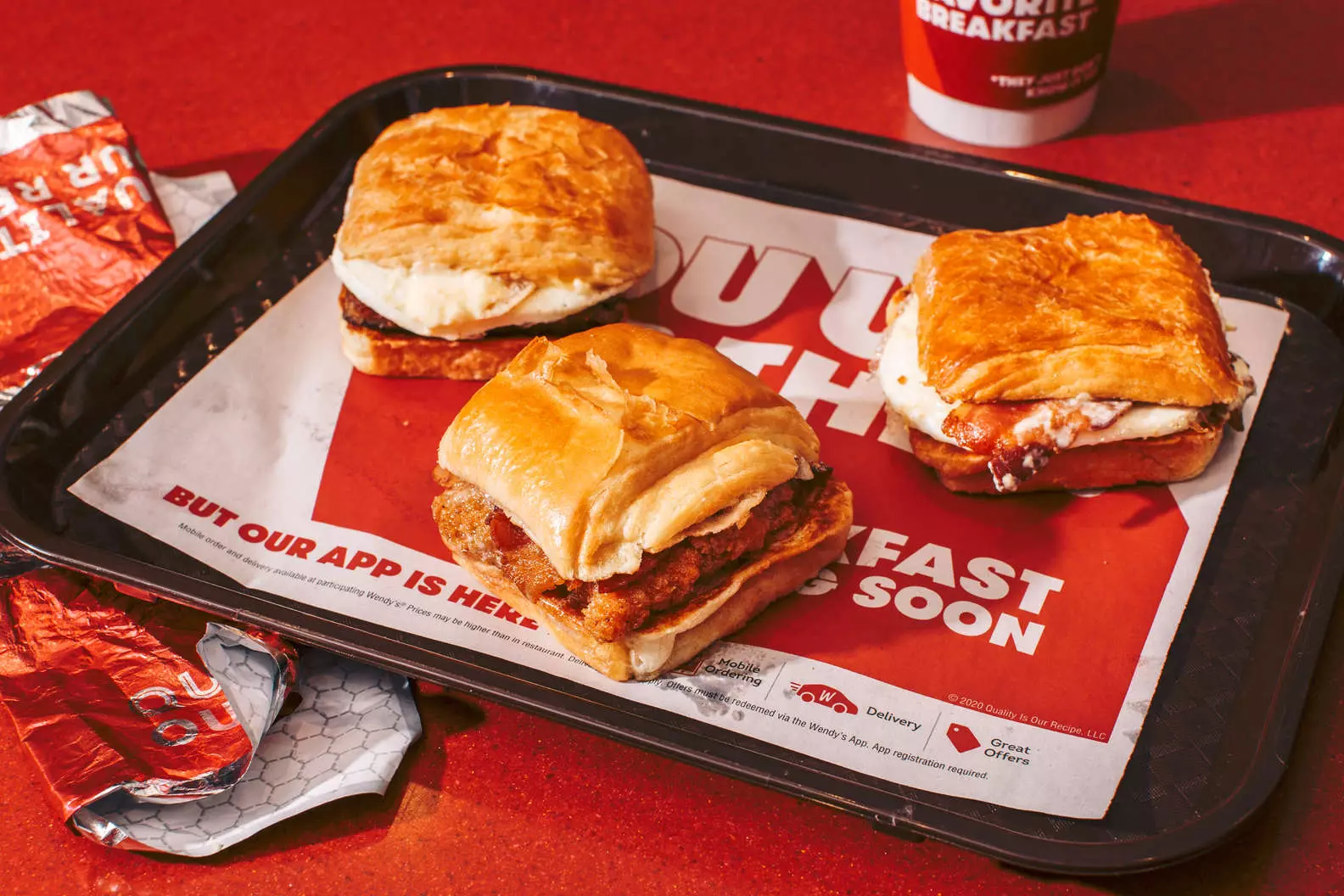 Mic dejun gratuit Wendy's: obțineți gratuit un croissant cu pui cu bacon și arțar în aplicație 42637_1