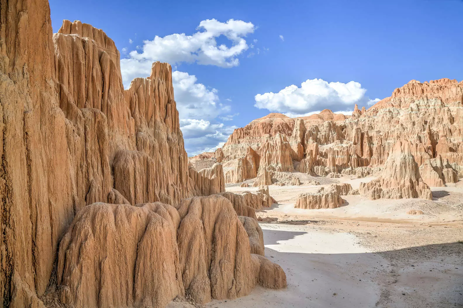 Bescht Nevada Road Trips fir Stargazing a Roadside Attraktiounen 4278_5