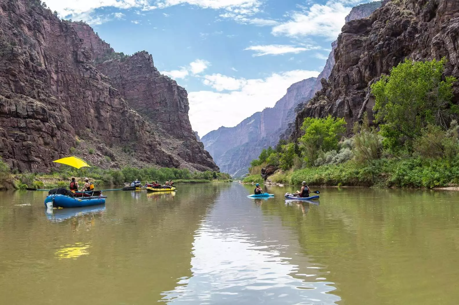 Dinosaur National Monument တွင် လုပ်ဆောင်ရမည့်အရာများ- စခန်းချခြင်း၊ တောင်တက်ခြင်းနှင့် အခြားအရာများ 4301_6