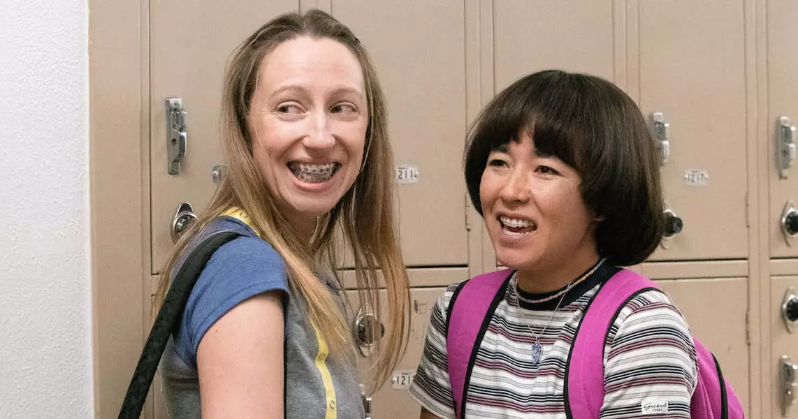 'PEN15' Season 2 Review: ทำไมจึงเป็นซีรีส์ที่คุณต้องดูตอนนี้