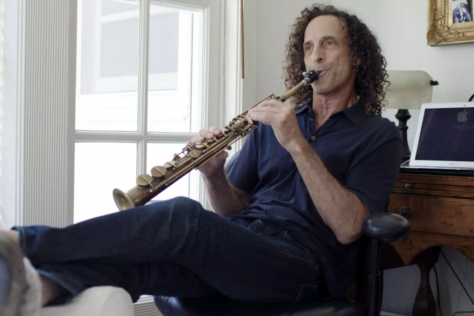 'Ho Mamela Kenny G' HBO Max Documentary: Puisano ea Penny Lane 4395_1