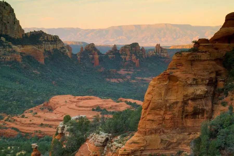 Hal Terbaik yang Dapat Dilakukan di Sedona, Arizona Saat Ini