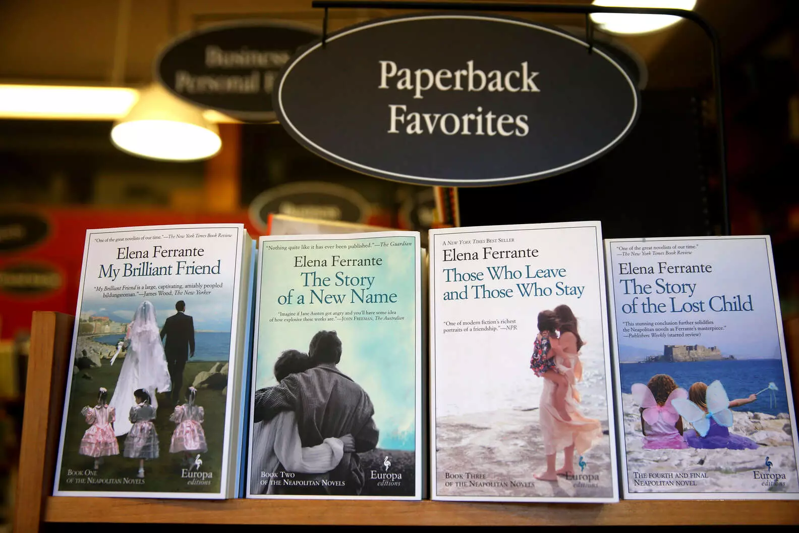 Elena Ferrante Starter Kit: Wo fange ich mit der berühmten Autorin an? 4404_1