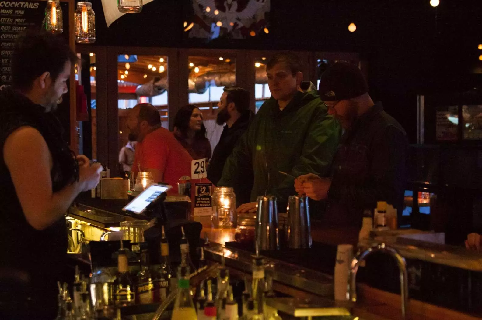 Meilleurs bars célibataires à Portland: où rencontrer de nouvelles personnes et se connecter 451_2