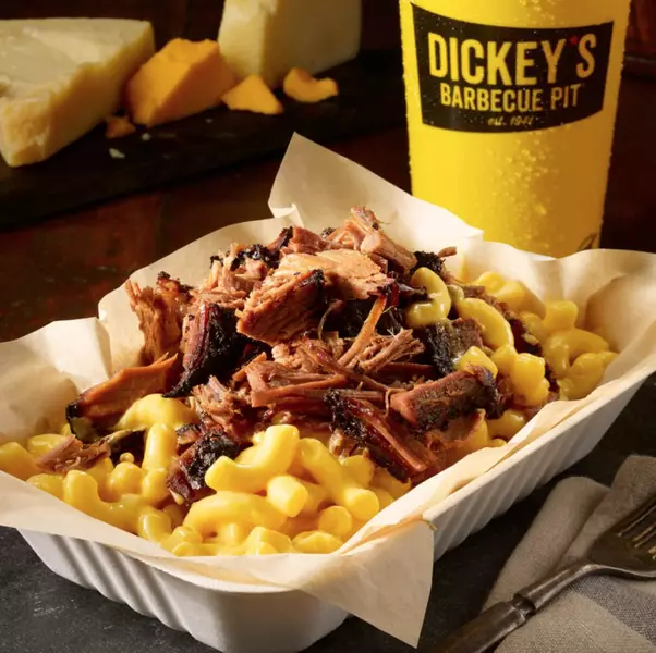 Dickey's Ikubweretsanso Brisket Chili Pamodzi Ndi Zina Zatsopano Zosangalatsa