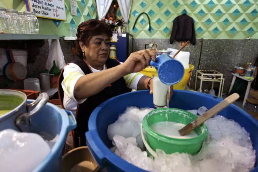 Pulque 101 : Ce qu'il faut savoir sur l'ancien esprit mexicain