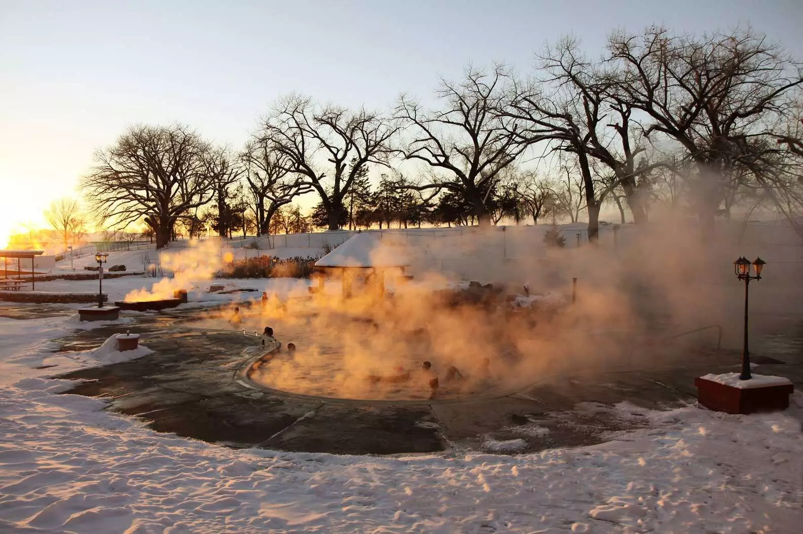 Hot Springs Pangsaéna Di sakuliah Amérika pikeun Bersantai Di Ayeuna 4778_8