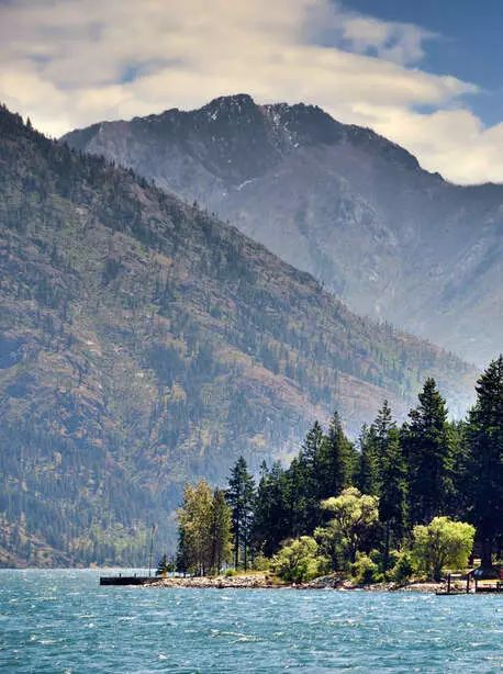 Labing Maayong Mga Lungsod sa Lake sa US: Mga Lanaw nga Bisitahon Para sa Imong Sunod nga Bakasyon sa Ting-init 4780_3