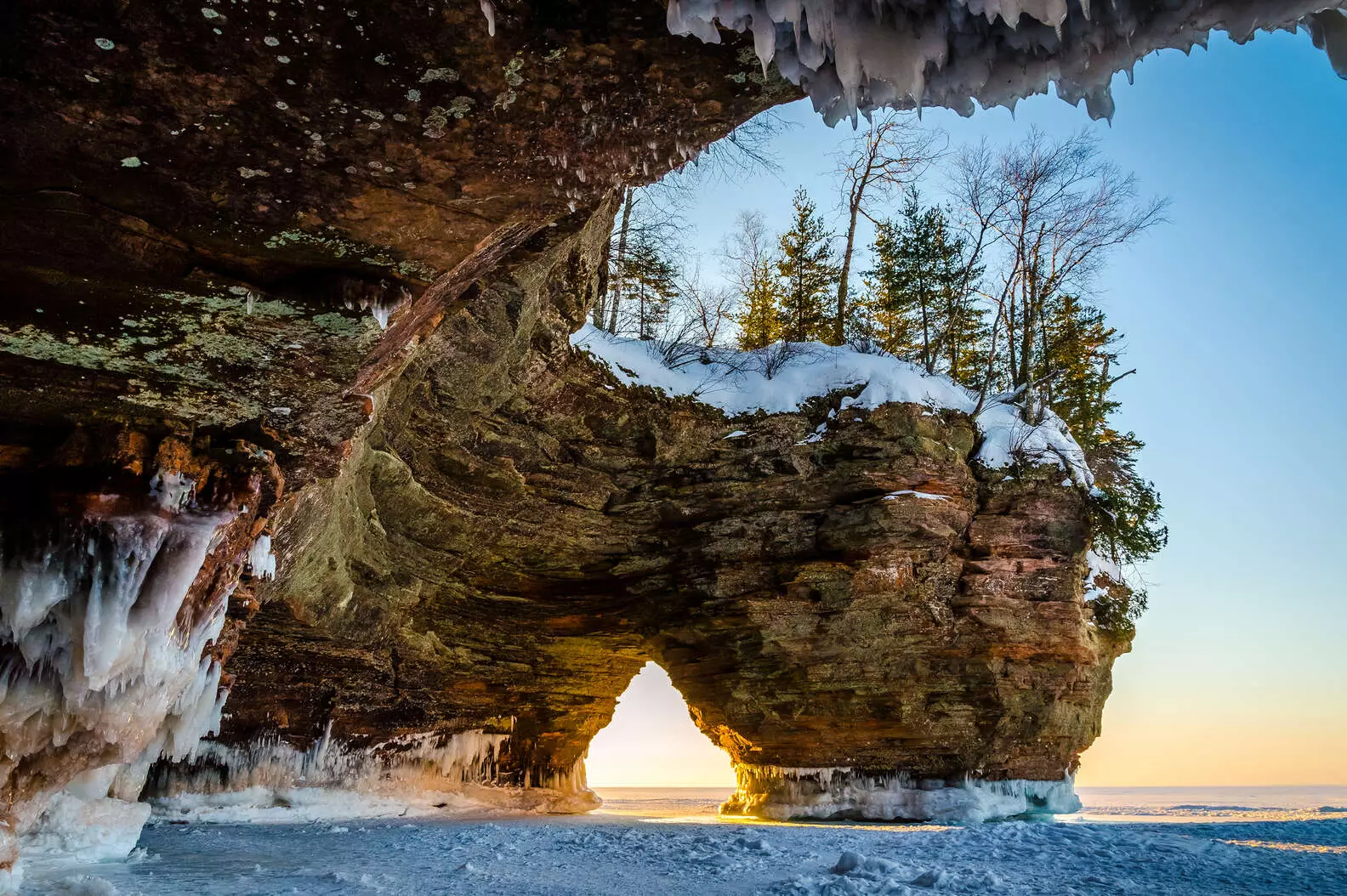 Paggalugad sa Northwest Wisconsin: Ice Caves, Snowy Trails, at Higit Pa 4786_4