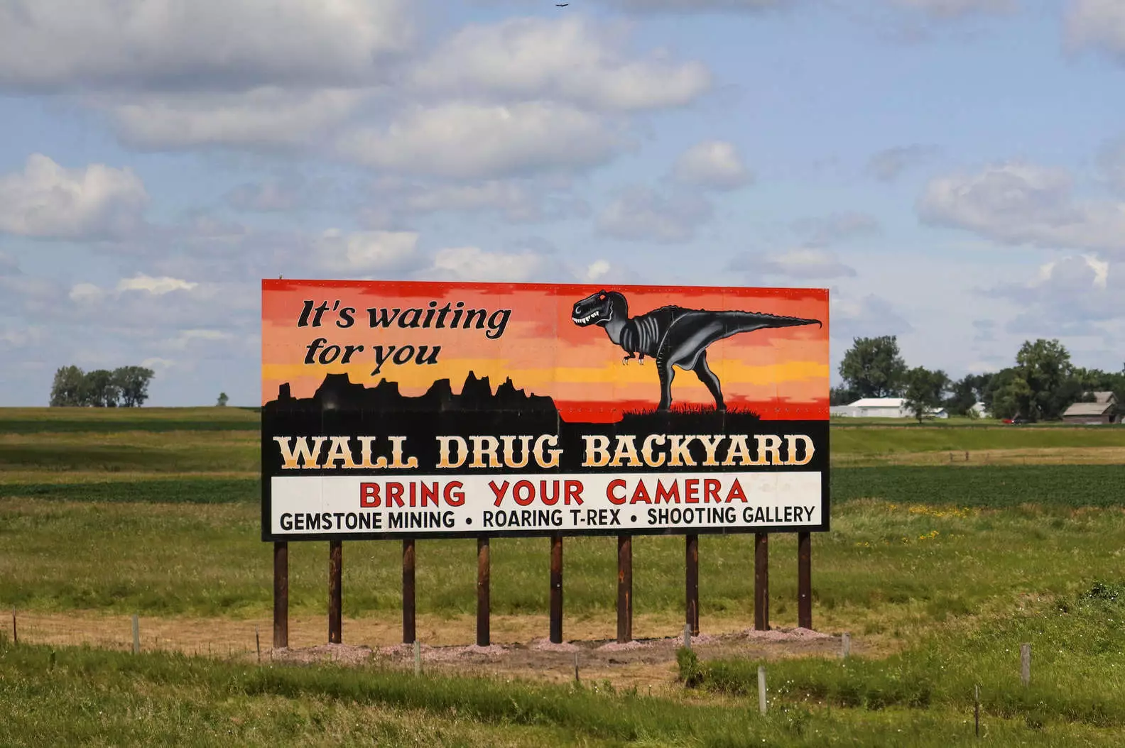 Unsa ang 'Wall Drug'? Giunsa ang Pagdani sa Badlands Roadside sa Tibuok Kalibutan 4807_4