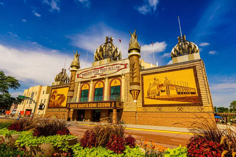 Naha Istana Jagung di Mitchell, South Dakota patut didatangan