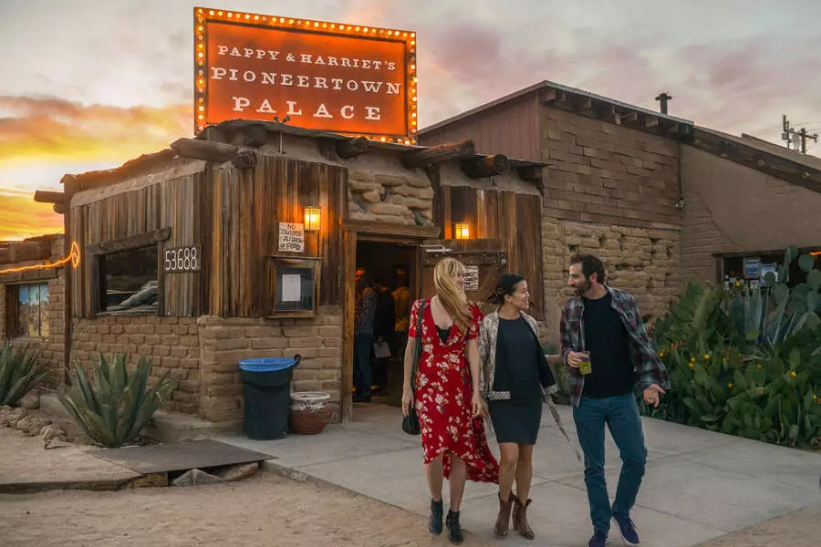 Pappy & Harriet to obowiązkowy bar w Joshua Tree