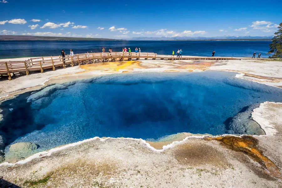 Ti o dara ju Hikes ni Yellowstone National Park: Awọn itọpa Worth Irinse