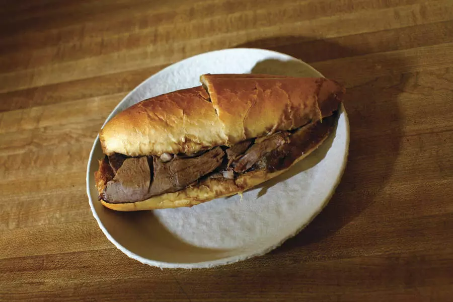 Quem inventou LA French Dip Sandwich Philippe's Cole's