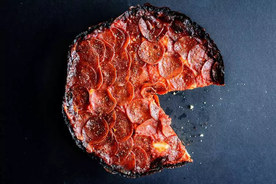 Melhor pizza de prato fundo de Chicago para pedir agora