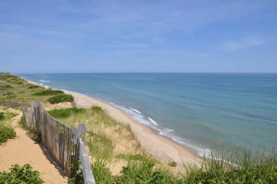 Καλύτερες παραλίες στο Cape Cod: Σημεία ημερήσιας εκδρομής και πού να επισκεφτείτε αυτό το καλοκαίρι